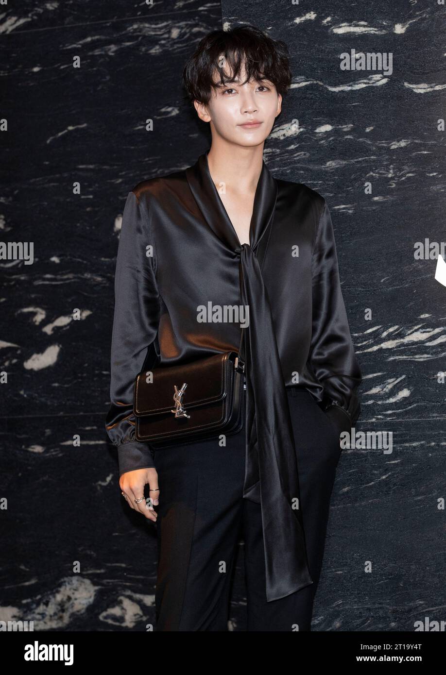 Jeonghan hi-res stock photography and images - Alamy