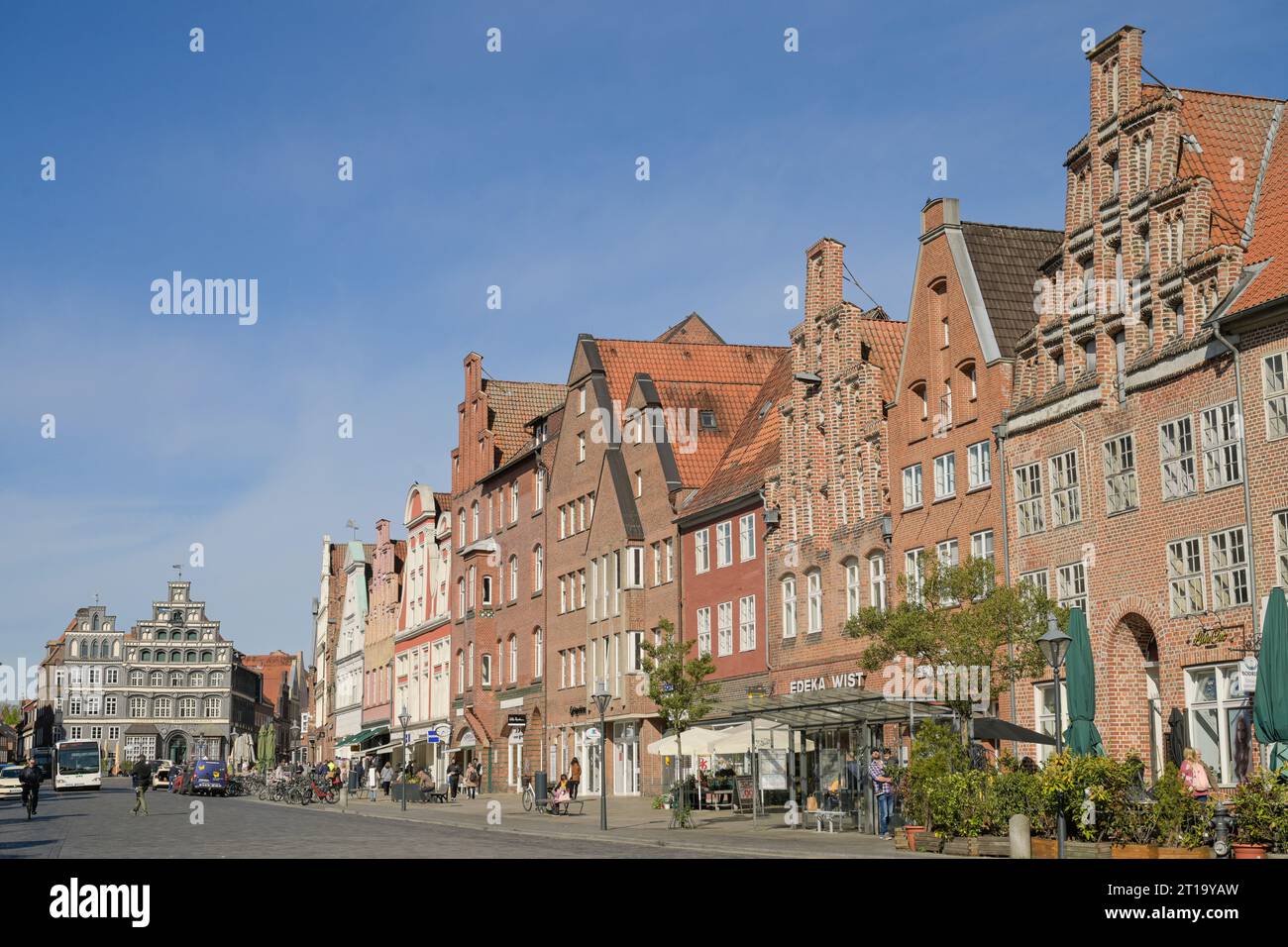 Altbauten, Platz Am Sande, Nordseite, Lüneburg, Niedersachsen ...