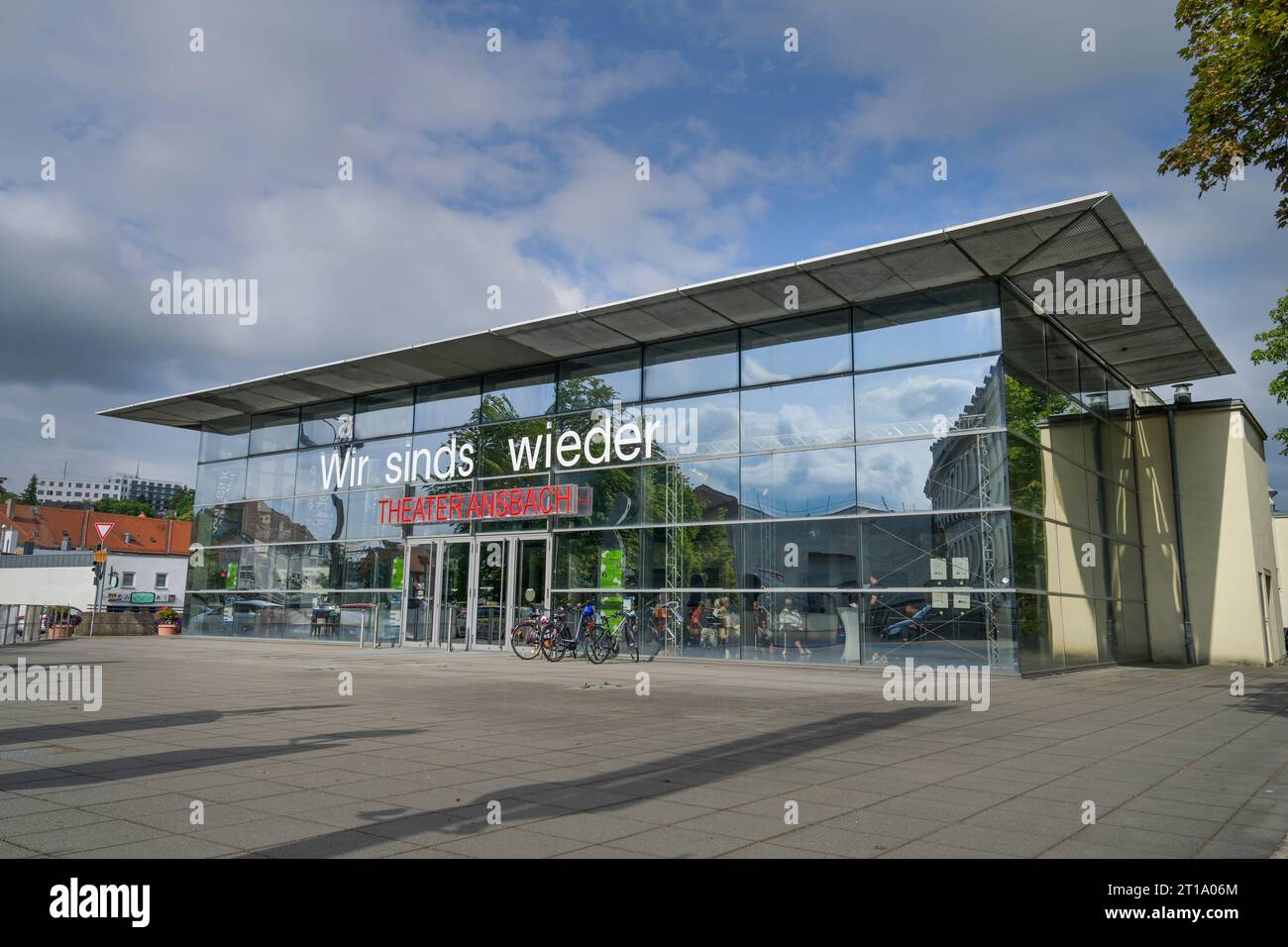 Promenade and theater hi-res stock photography and images - Alamy