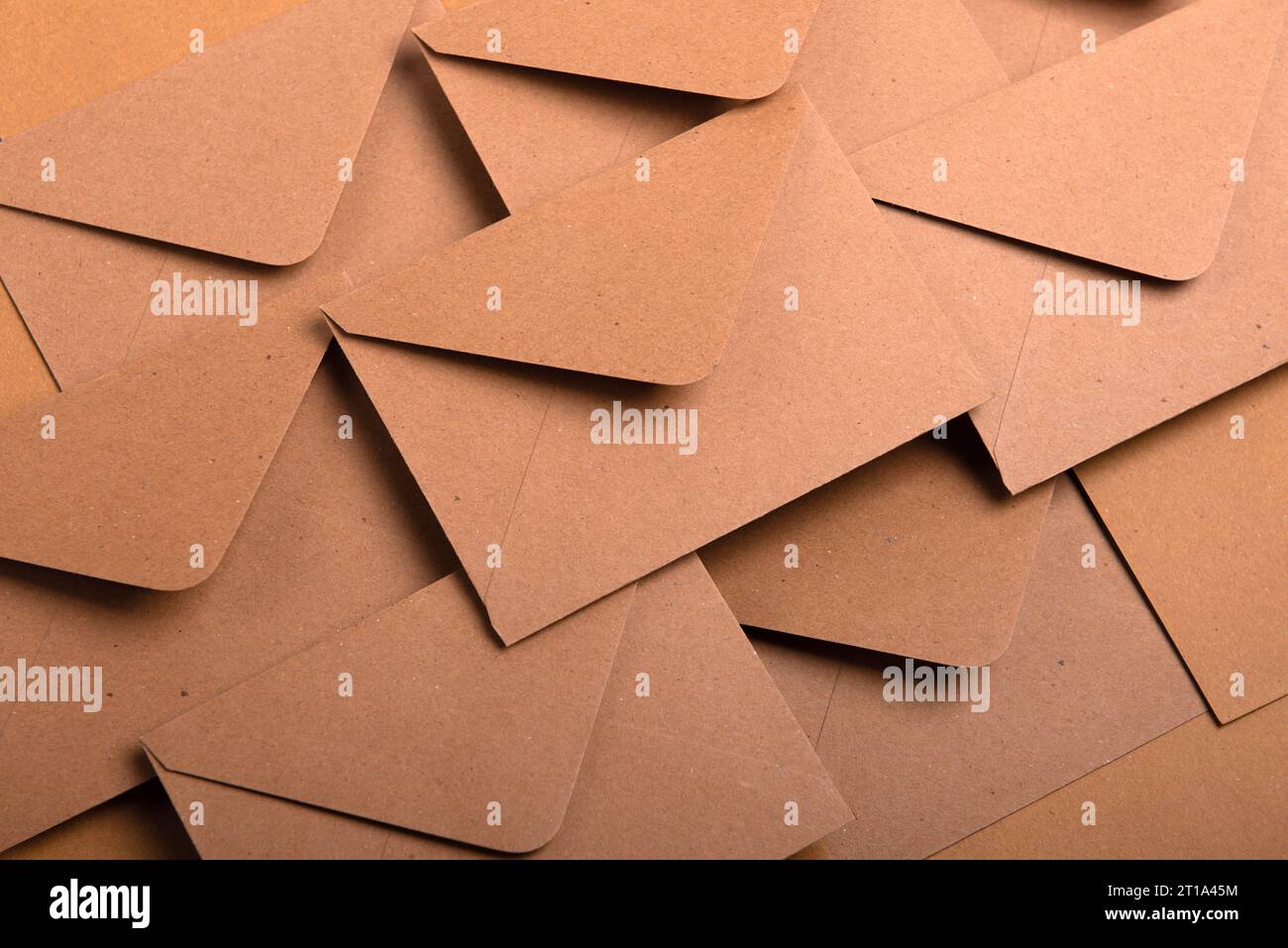 Kraft paper envelopes hi-res stock photography and images - Alamy