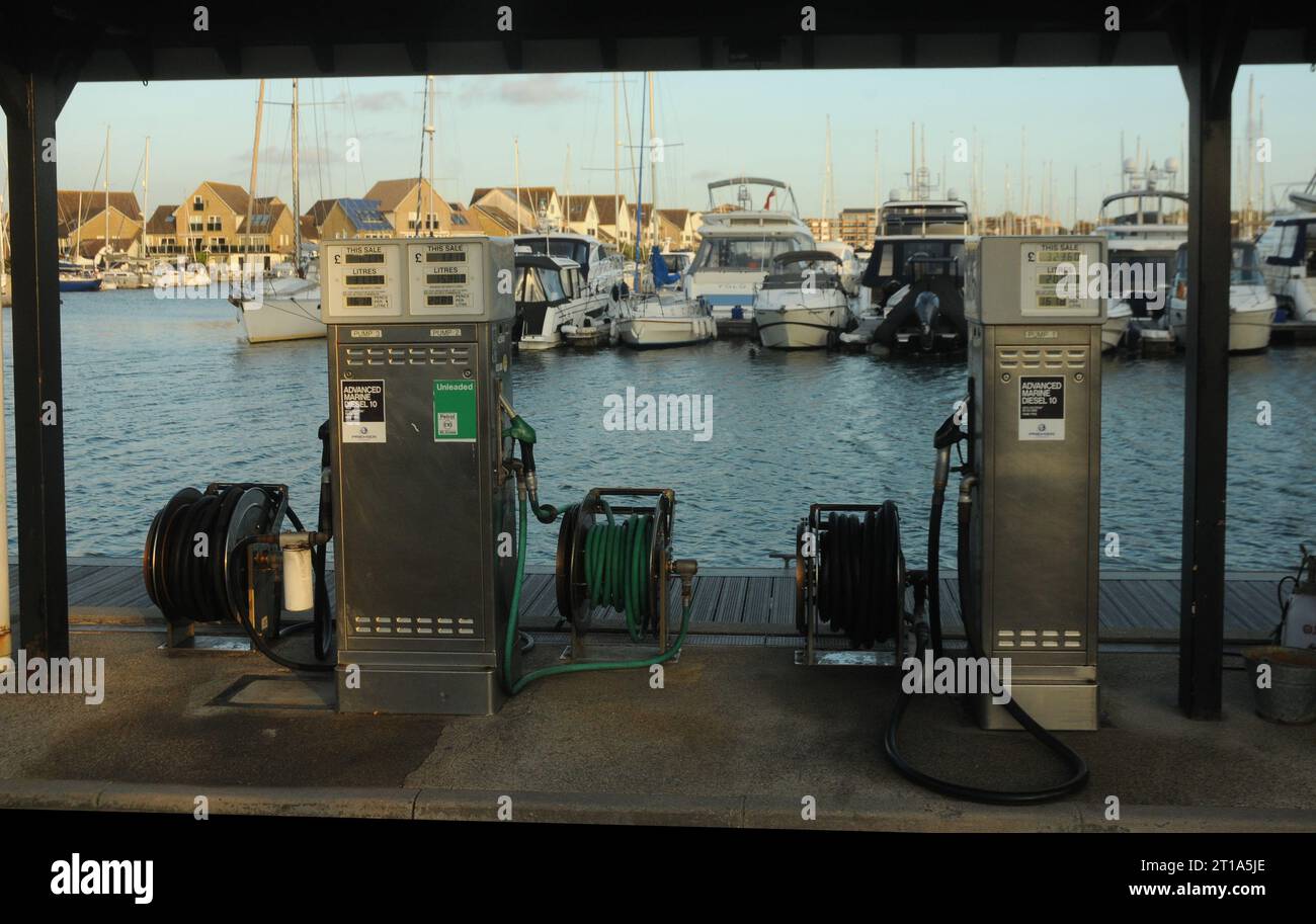 ENGLAND COASTAL PATH, FUEL STATION, PORT SOLENT MARINA, PORTSMOUTH ...