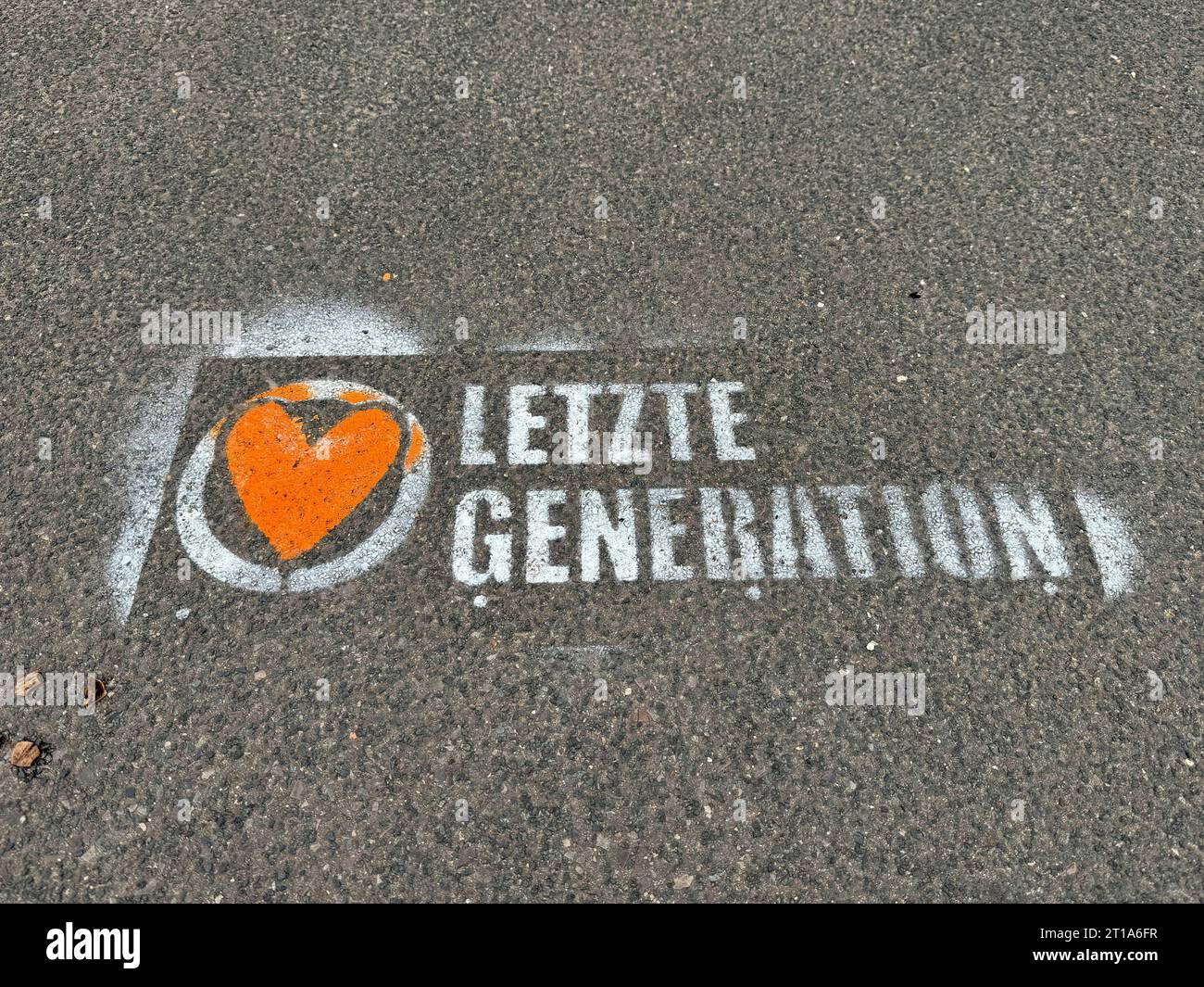 Symbolbild Schriftzug Letzte Generation Symbolfoto und Themenbild ...