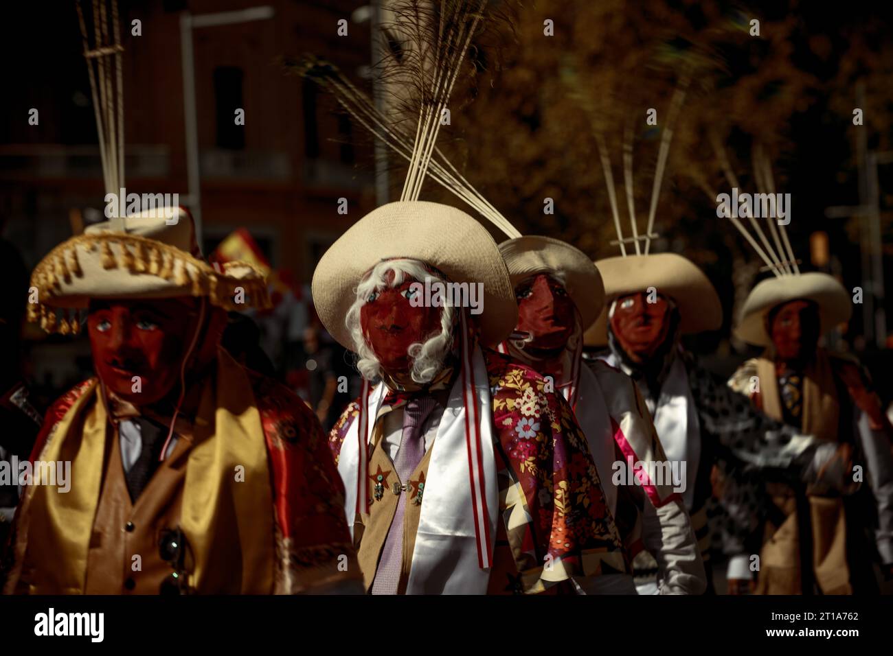 Columbus day parade latin america hi-res stock photography and images ...