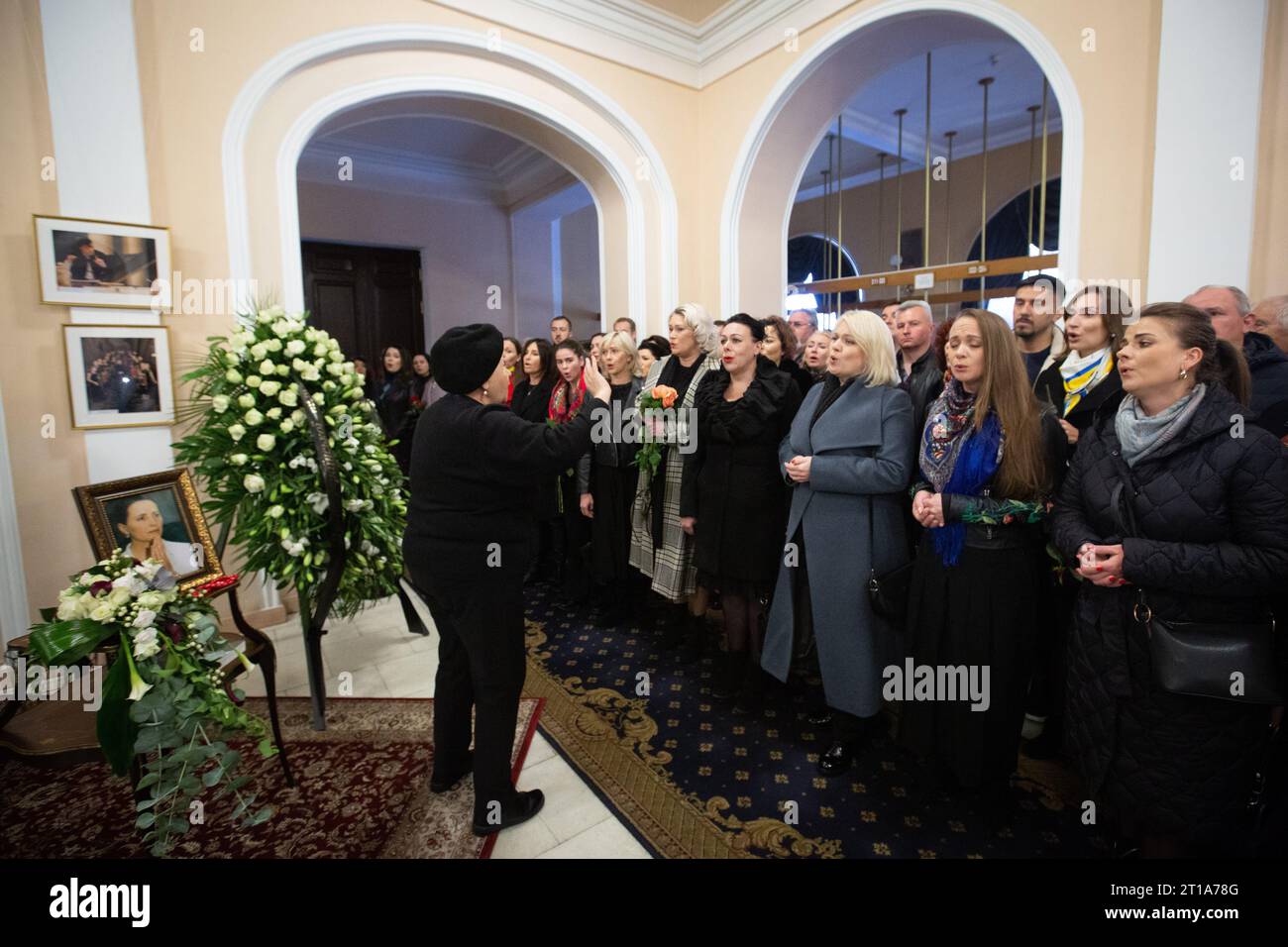 Kyiv, Ukraine. 11th Oct, 2023. A choir performs during the funeral of ...