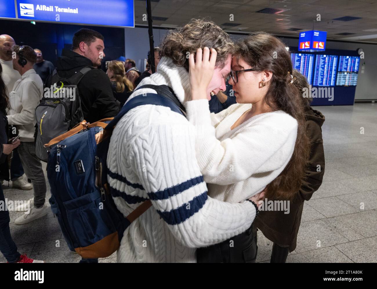 12 October 2023, Hesse, Frankfurt/Main: Arthur is welcomed by his ...