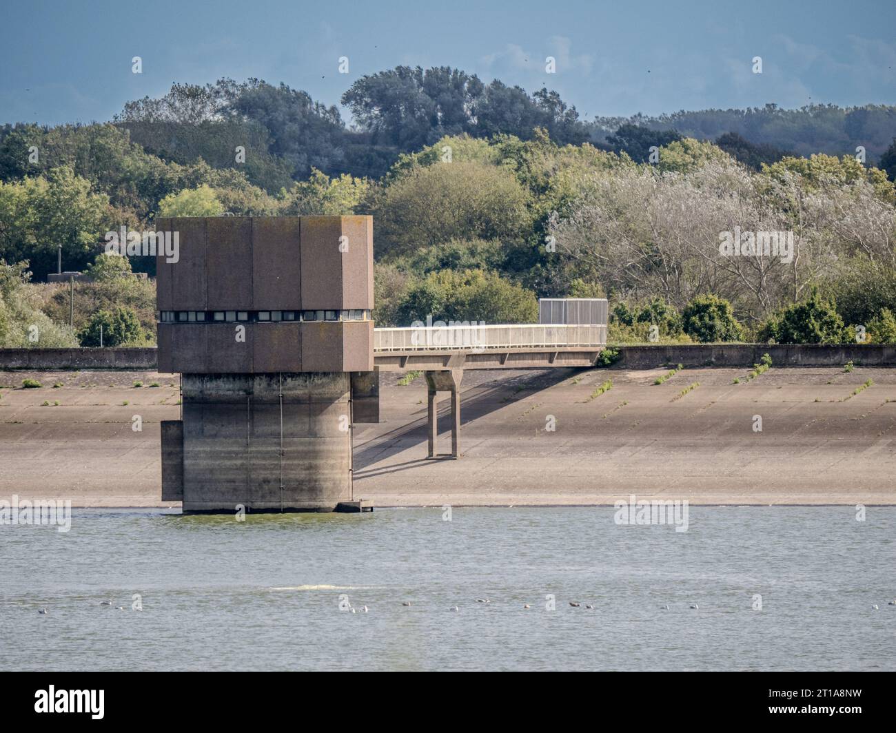 Draw off tower hi-res stock photography and images - Alamy