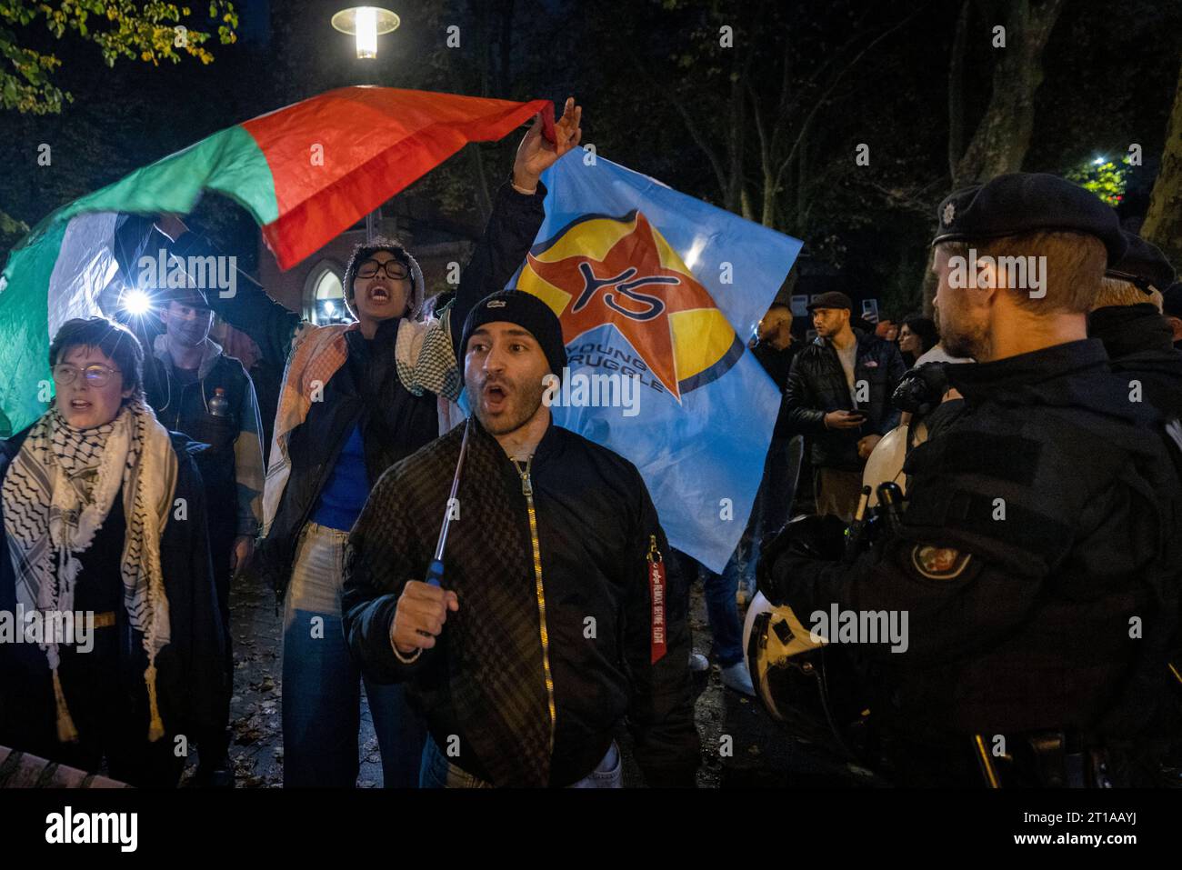 Duisburg, Germany. 12th Oct, 2023. Some participants shout slogans at ...