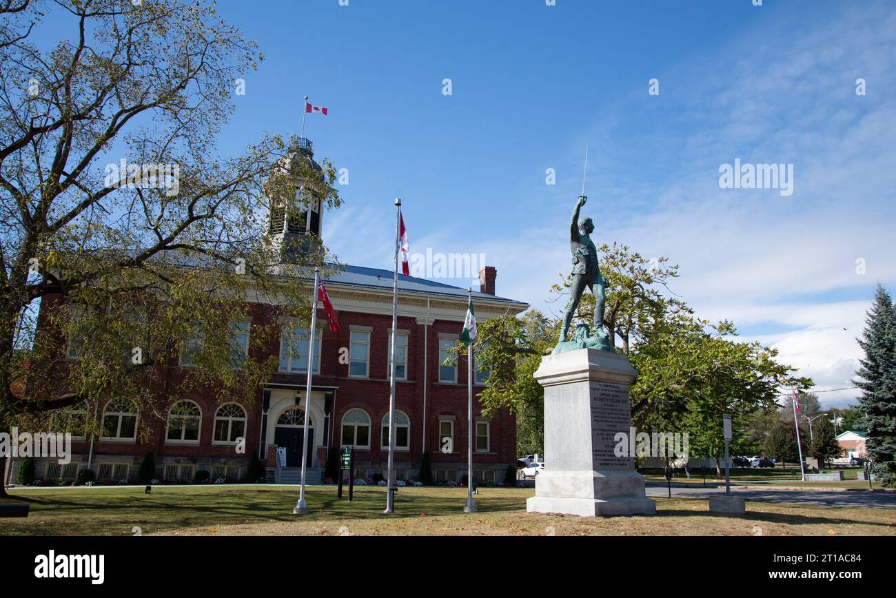 Salmon Run in Ganaraska River. Port Hope, ON. Canada Stock Photo - Alamy