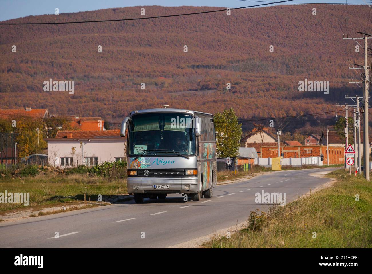 Kosovo road hi-res stock photography and images - Alamy