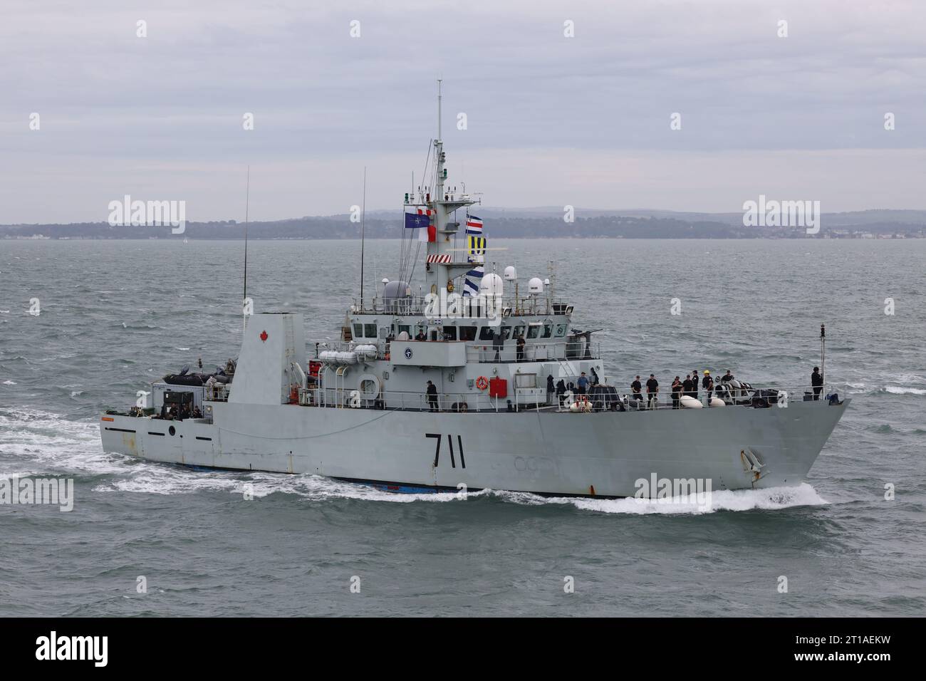 The Royal Canadian Navy Kingston class coastal defence vessel HMCS SUMMERSIDE arriving at the ...
