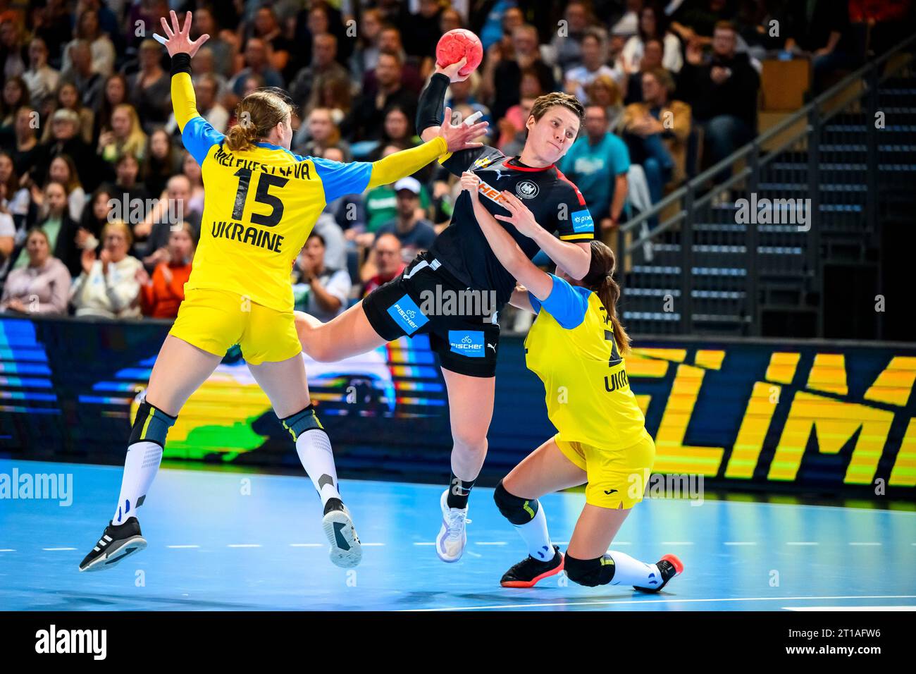 Yuliya andriychuk hi-res stock photography and images - Alamy