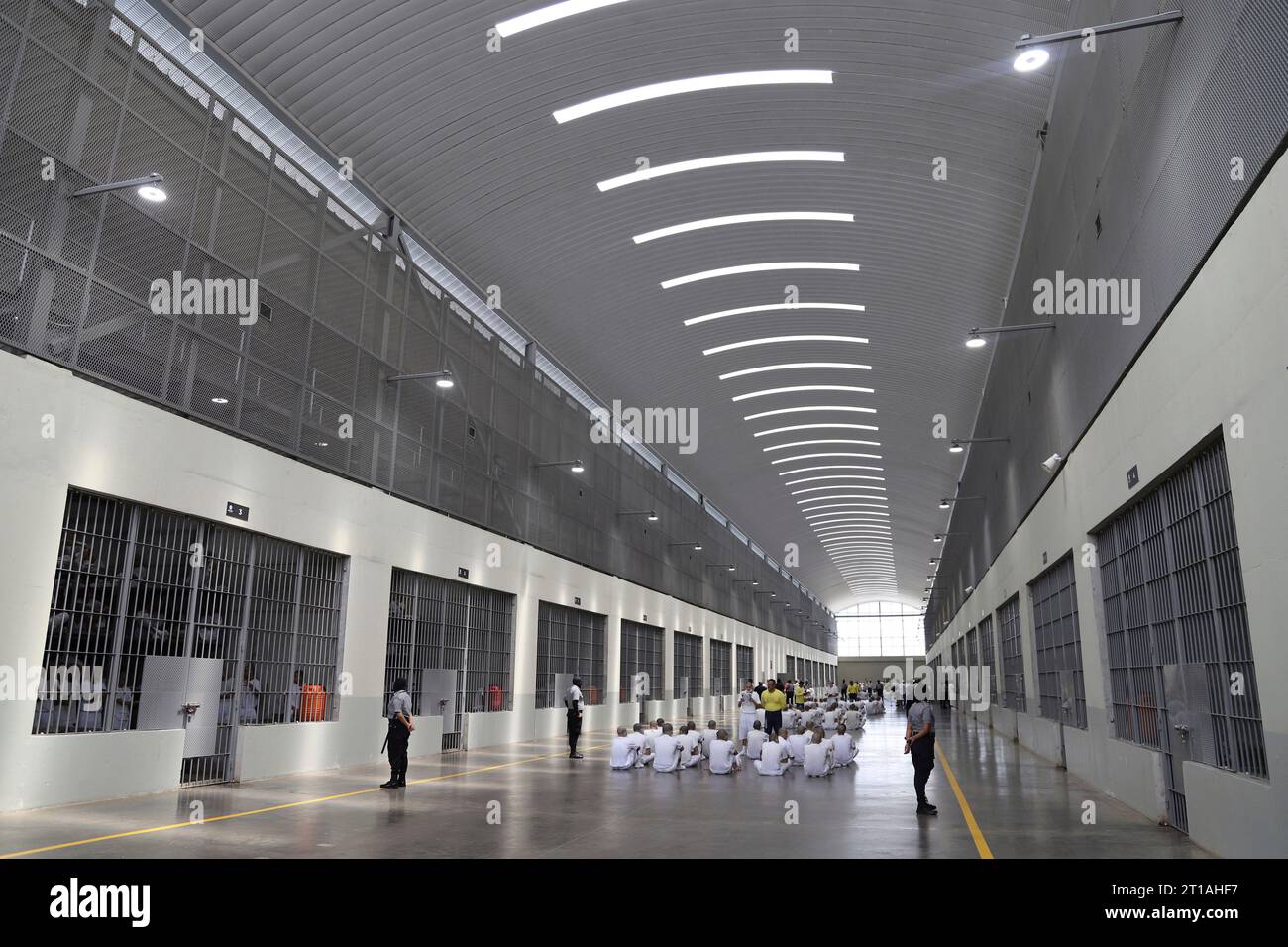 Inmates attend class on social behavior during a press tour of the ...