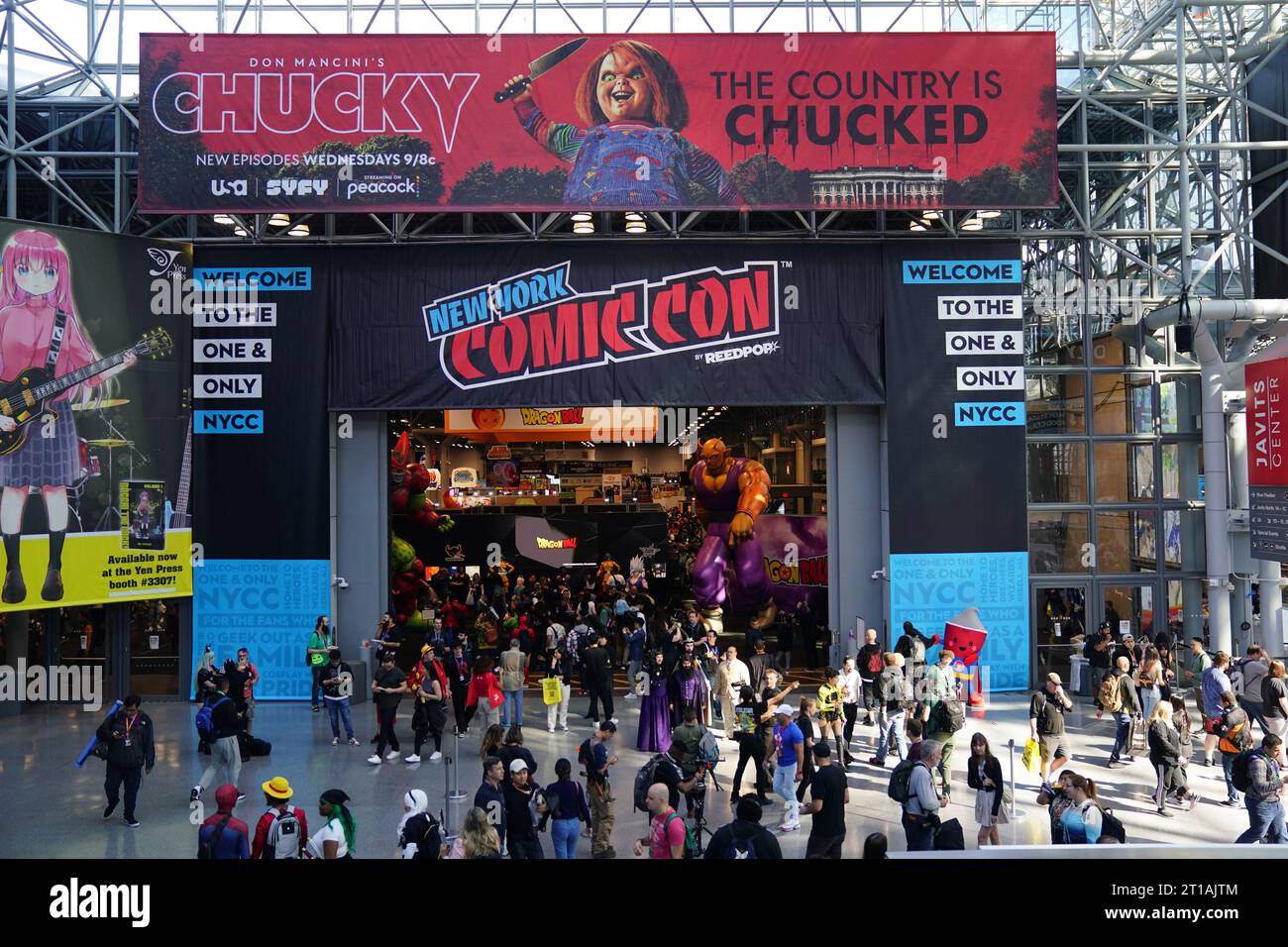 New York, New York, USA. 12th Oct, 2023. Fans crowd the 2023 New York ...