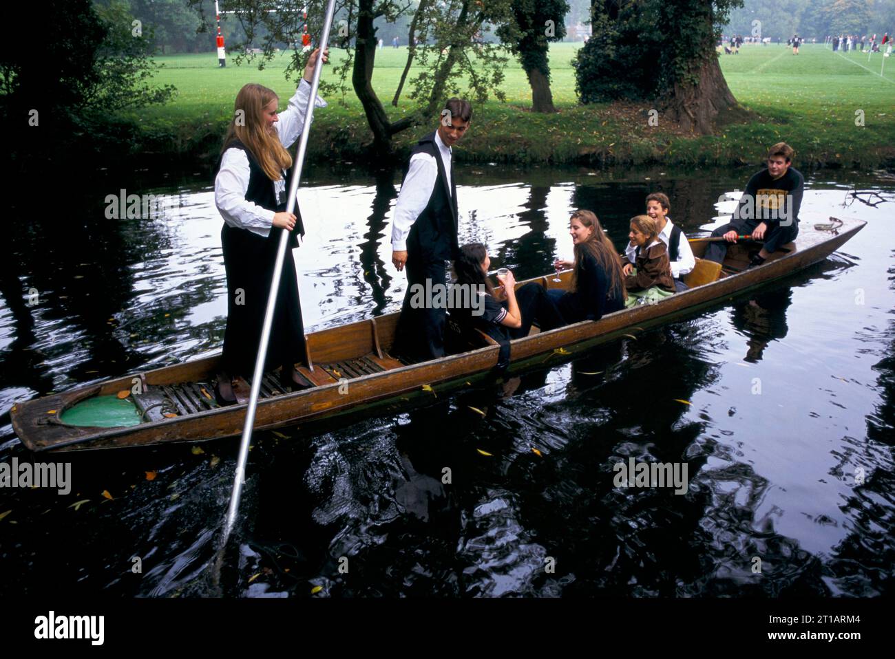 Punting River Cherwell Freshers Week Oxford University students. , St ...