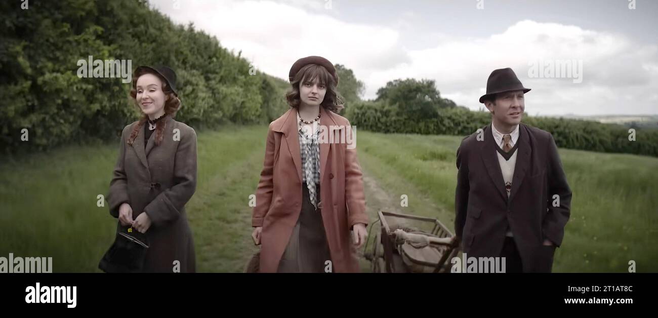 NANDOR FODOR AND THE TALKING MONGOOSE, from left: Ruth Connell, Jessica ...