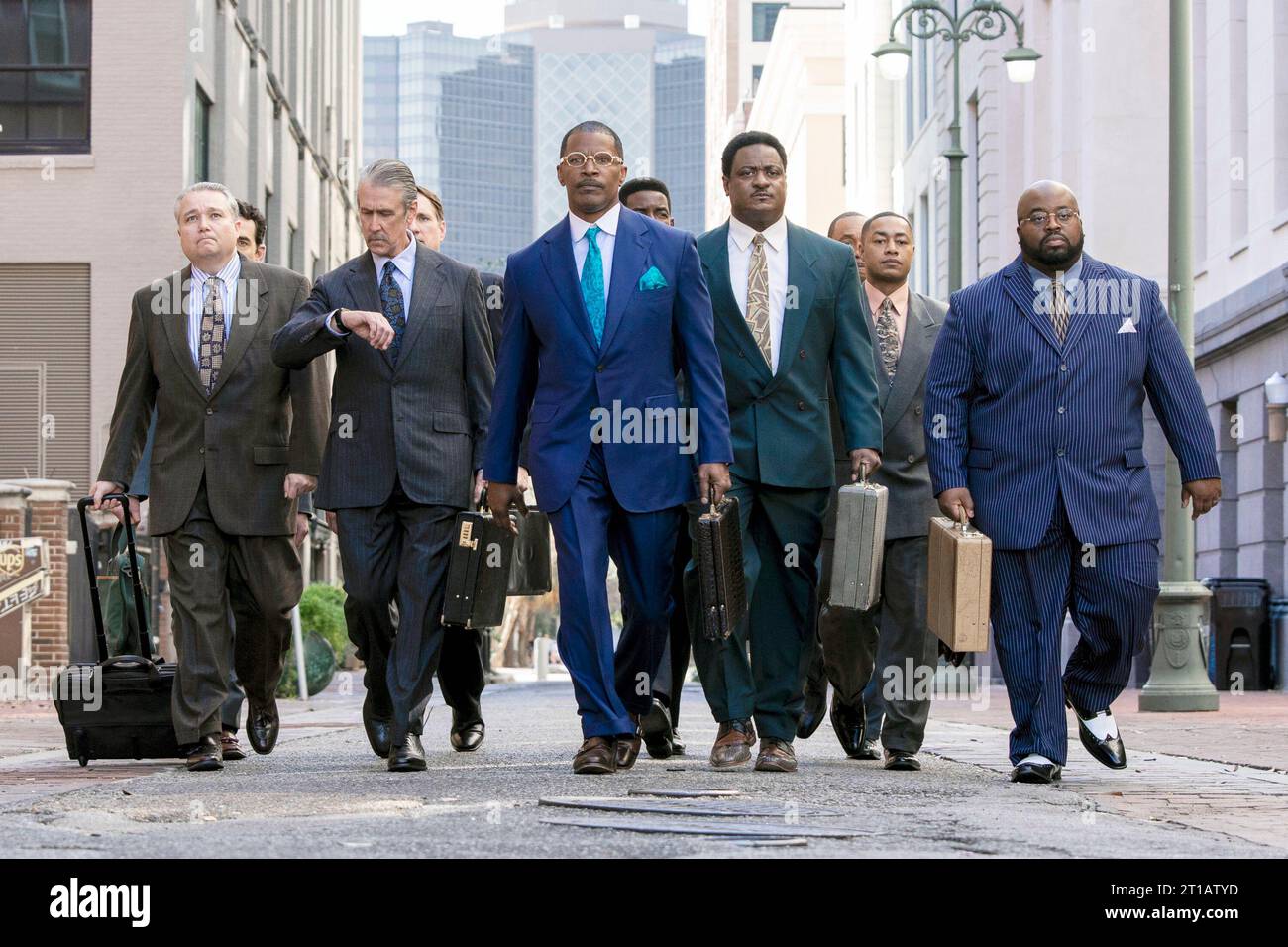 THE BURIAL, Alan Ruck (2nd from left), Jamie Foxx (center), 2023. ph ...