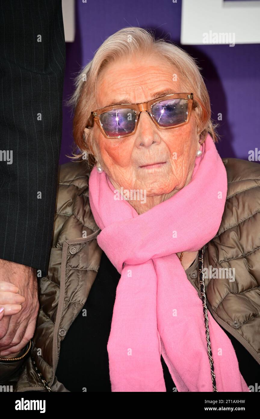 John fieldsend hi-res stock photography and images - Alamy