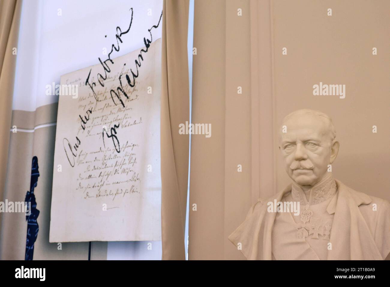 Weimar 03.10.2023, Weimar, Goethe- und Schiller-Archiv - Bueste von ...