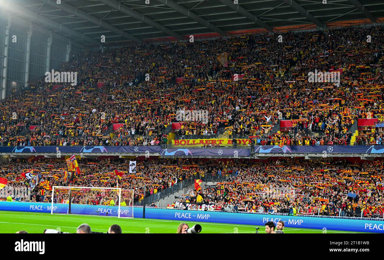 Lens, France. 03rd Oct, 2023. fans and supporters of Lens in tribune ...