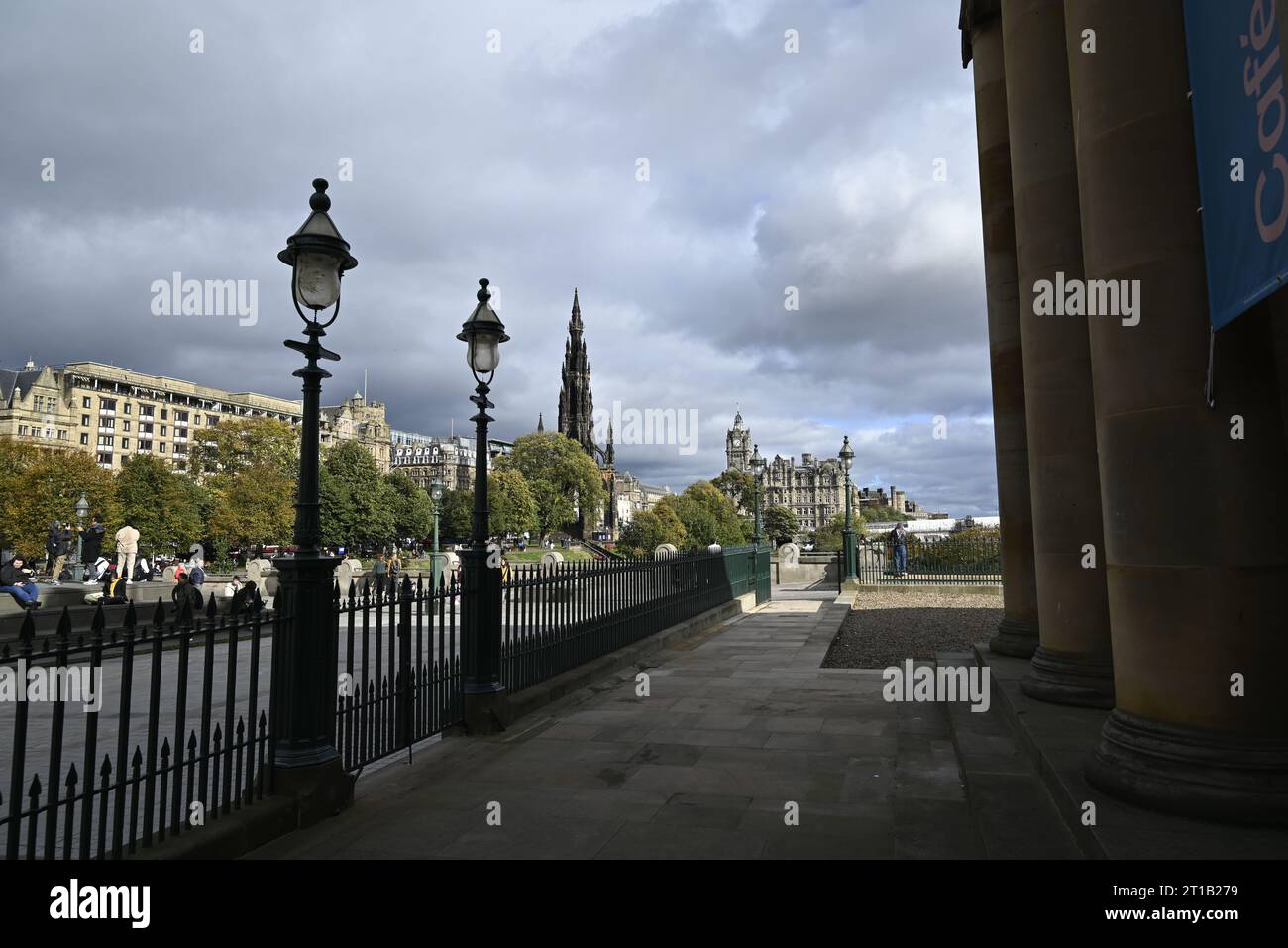 Scott monument Edinburgh Stock Photo - Alamy