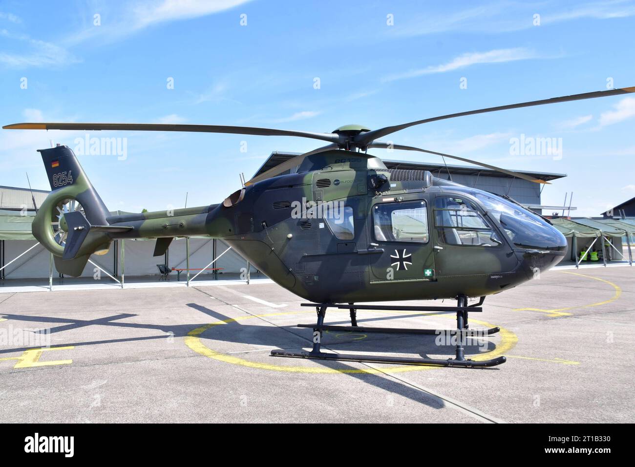 Schulungshubschrauber EC 135 beim Tag der Bundeswehr Der leichte, von ...