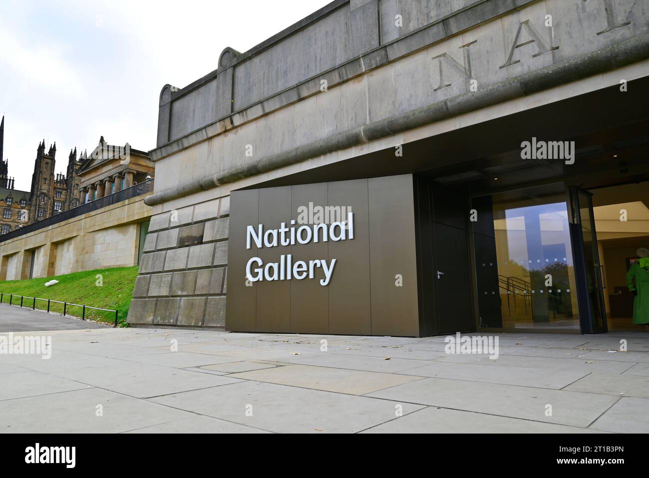 The national gallery of Scotland Edinburgh city centre Stock Photo - Alamy