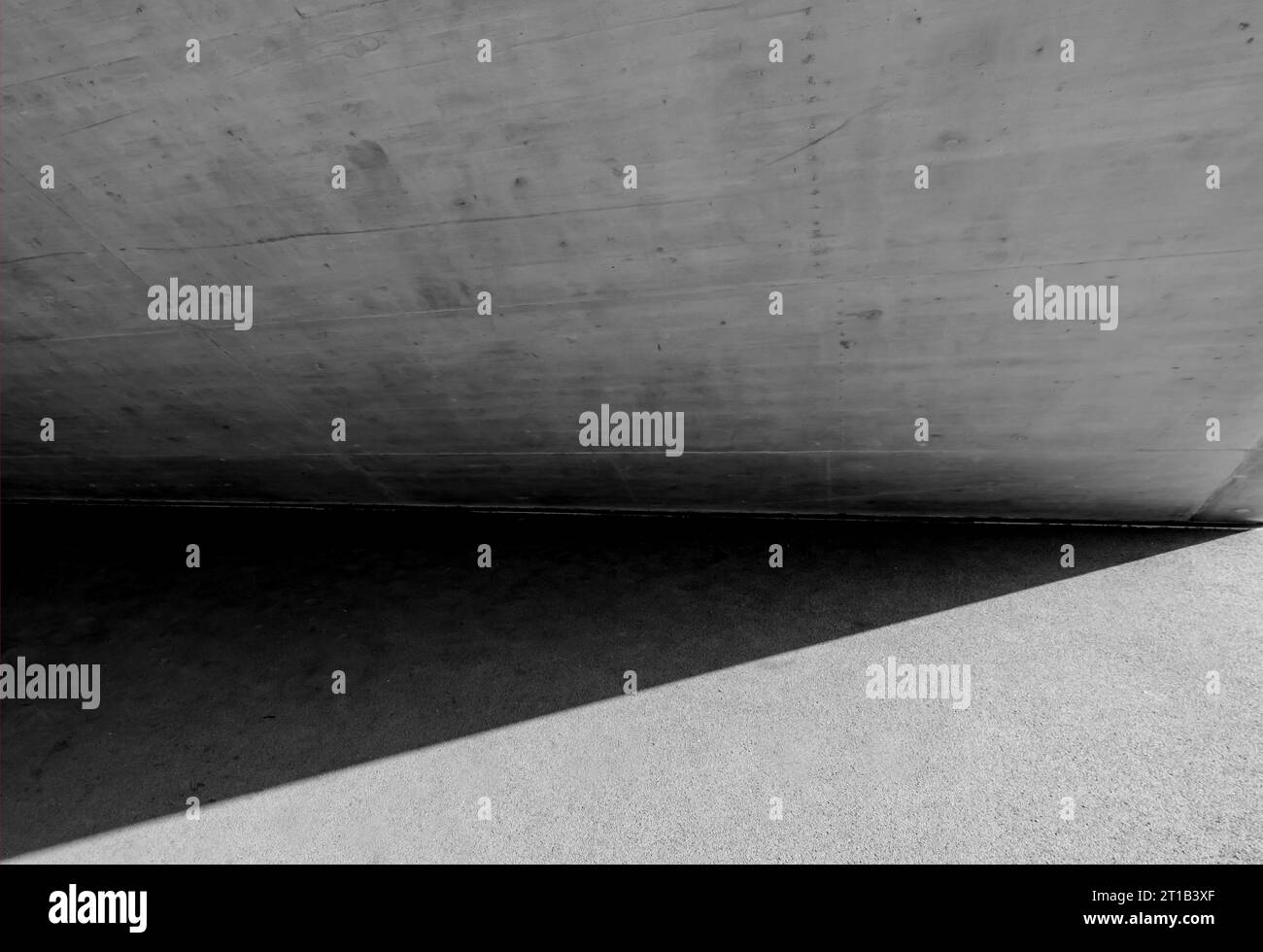 Modern concrete building hi-res stock photography and images - Alamy