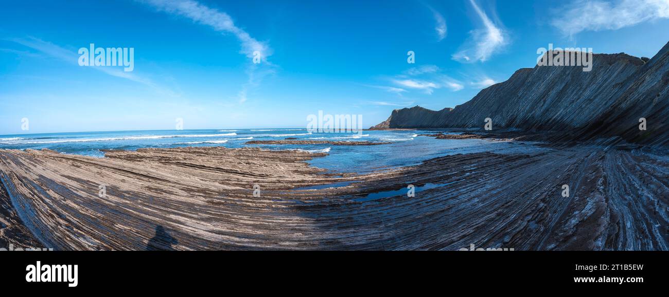 Impressive Geopark in Sakoneta in Deba at low tide. Basque Country ...