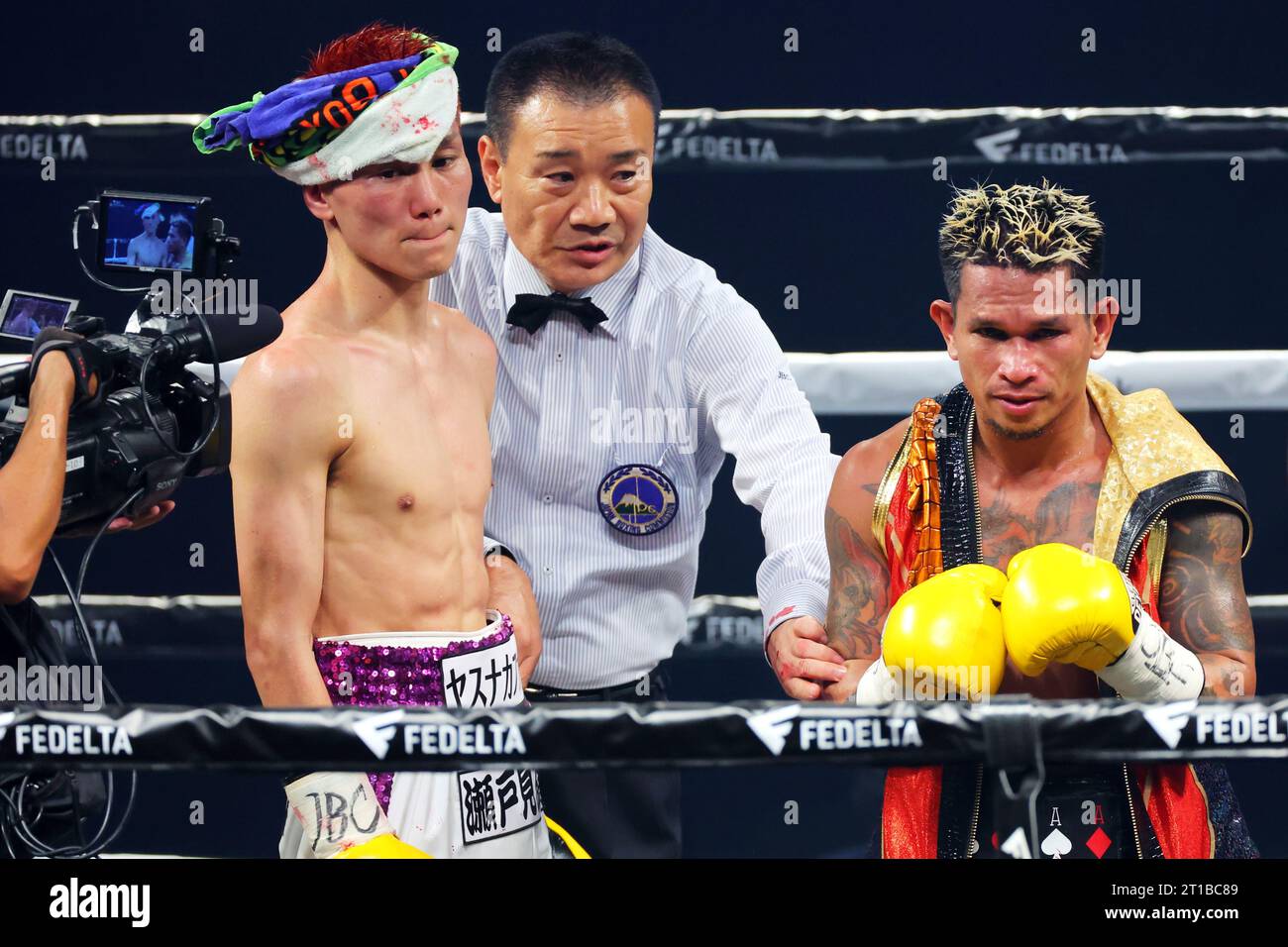Ariake Arena Tokyo, Japan. 12th Oct, 2023. (L-R) Yukinori Oguni, John Riel Casimero, OCTOBER 12 ...