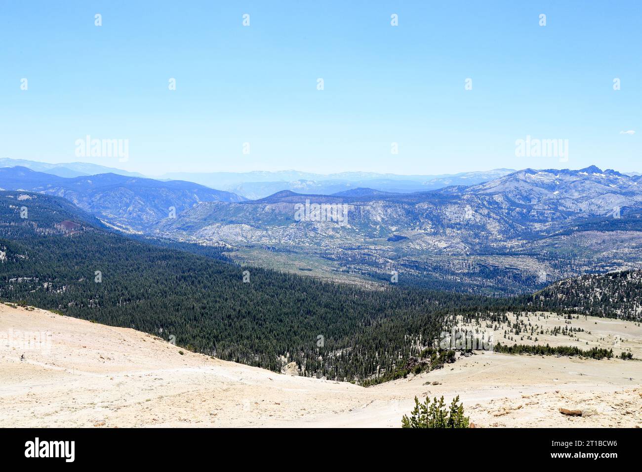 A vast view of Sierra Nevada from the top of Mammoth mountain in ...