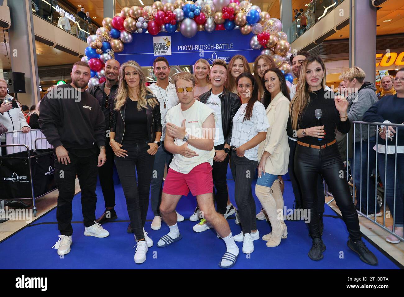 RECORD DATE NOT STATED PROMI-RUTSCH BATTLE 12.10.2023 Gruppenfoto mit u ...