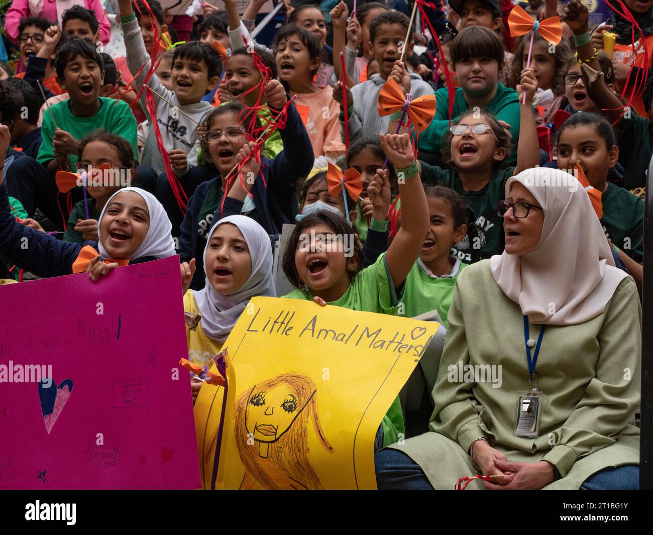 Birmingham, Alabama, USA. 12th Oct, 2023. Little Amal, the puppet ...
