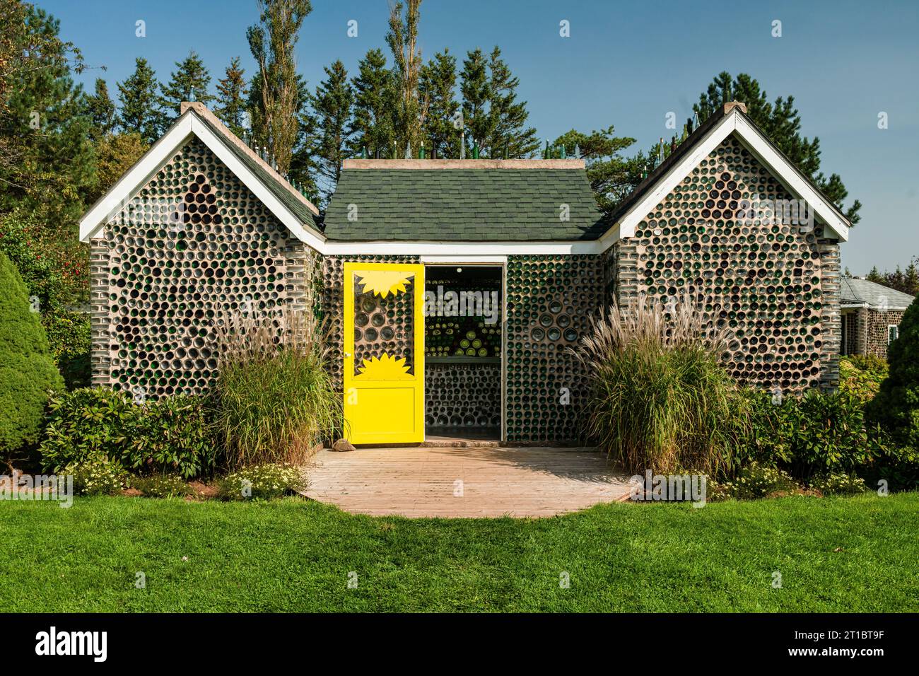 Six-Gabled House The Bottle Houses Cape-Egmont, Prince Edward Island ...