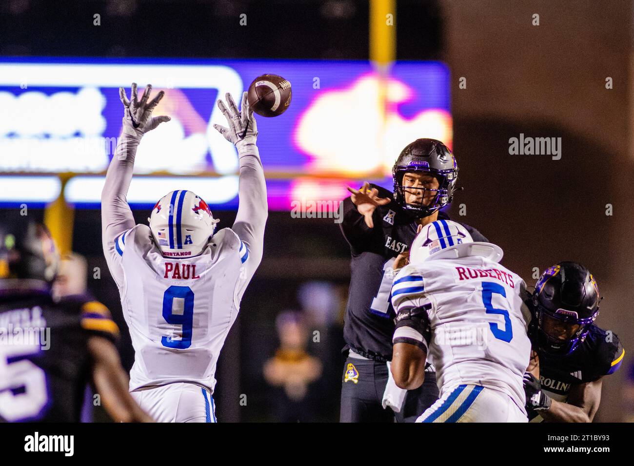 Greenville, NC, USA. 12th Oct, 2023. Southern Methodist Mustangs ...