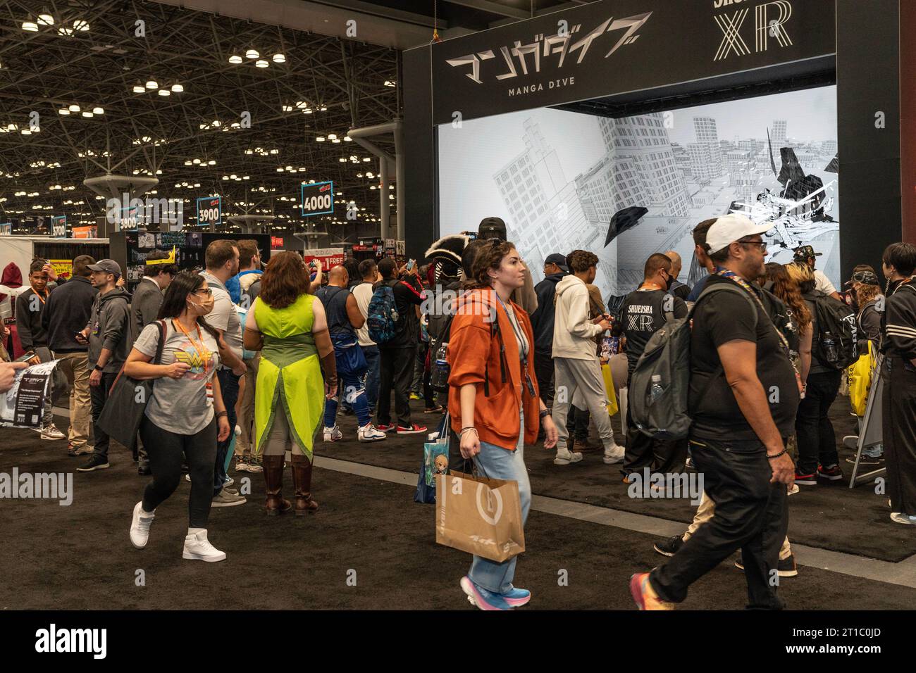 Atmosphere during 1st day of Comic Con at Jacob Javits Center in New ...