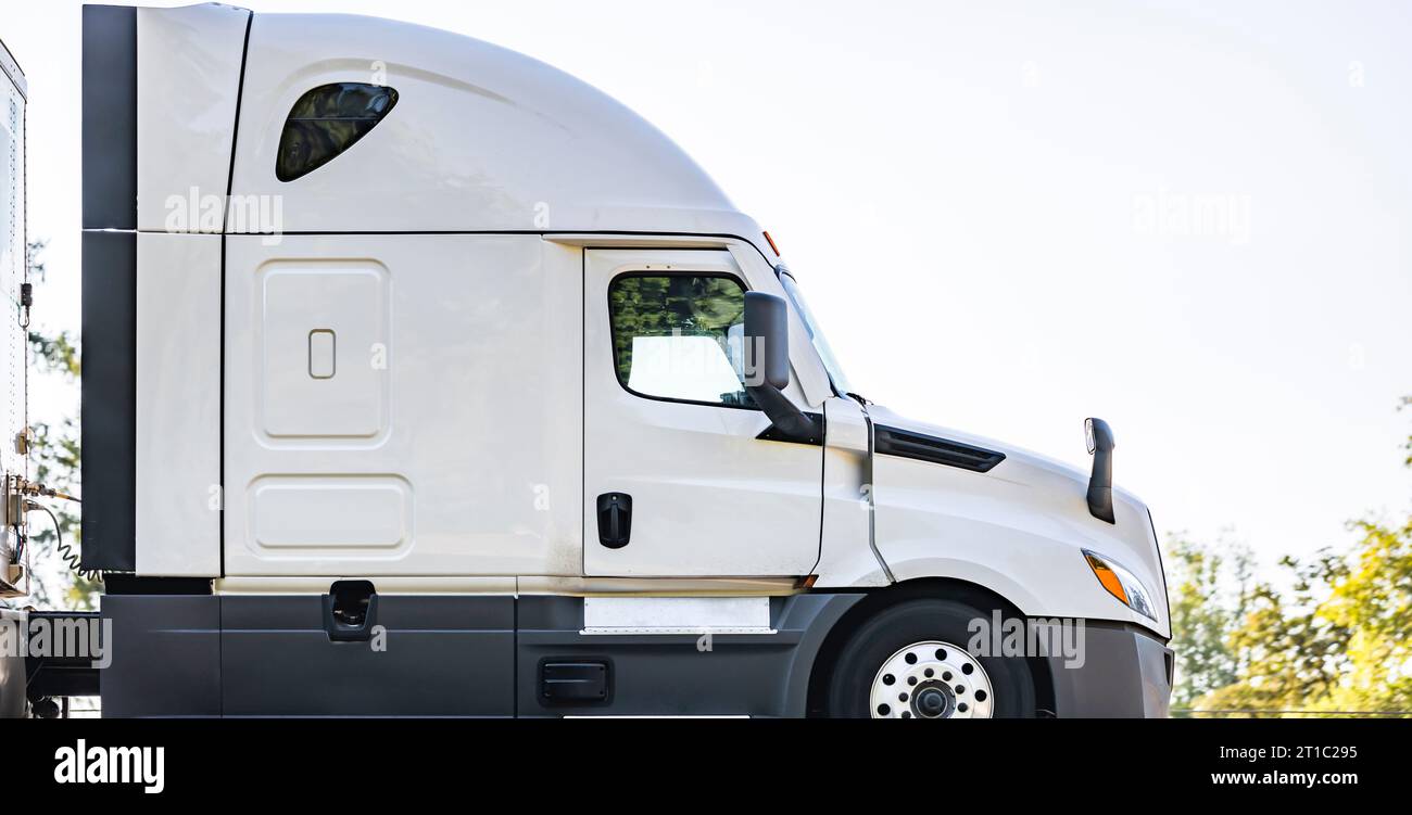 White industrial carrier big rig semi truck tractor with extended cab ...