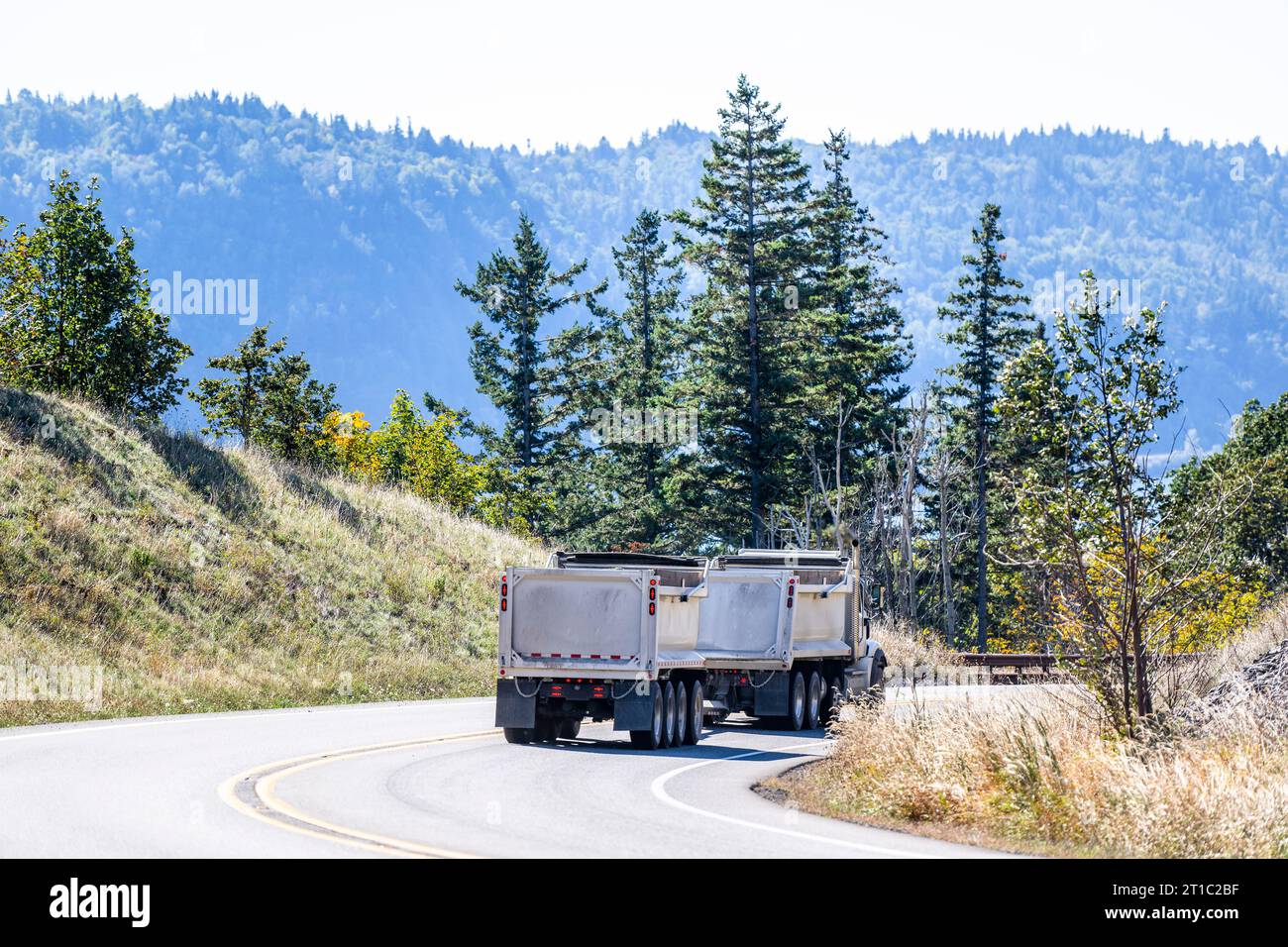 Classic industrial professional carrier day cab big rig tipper semi ...