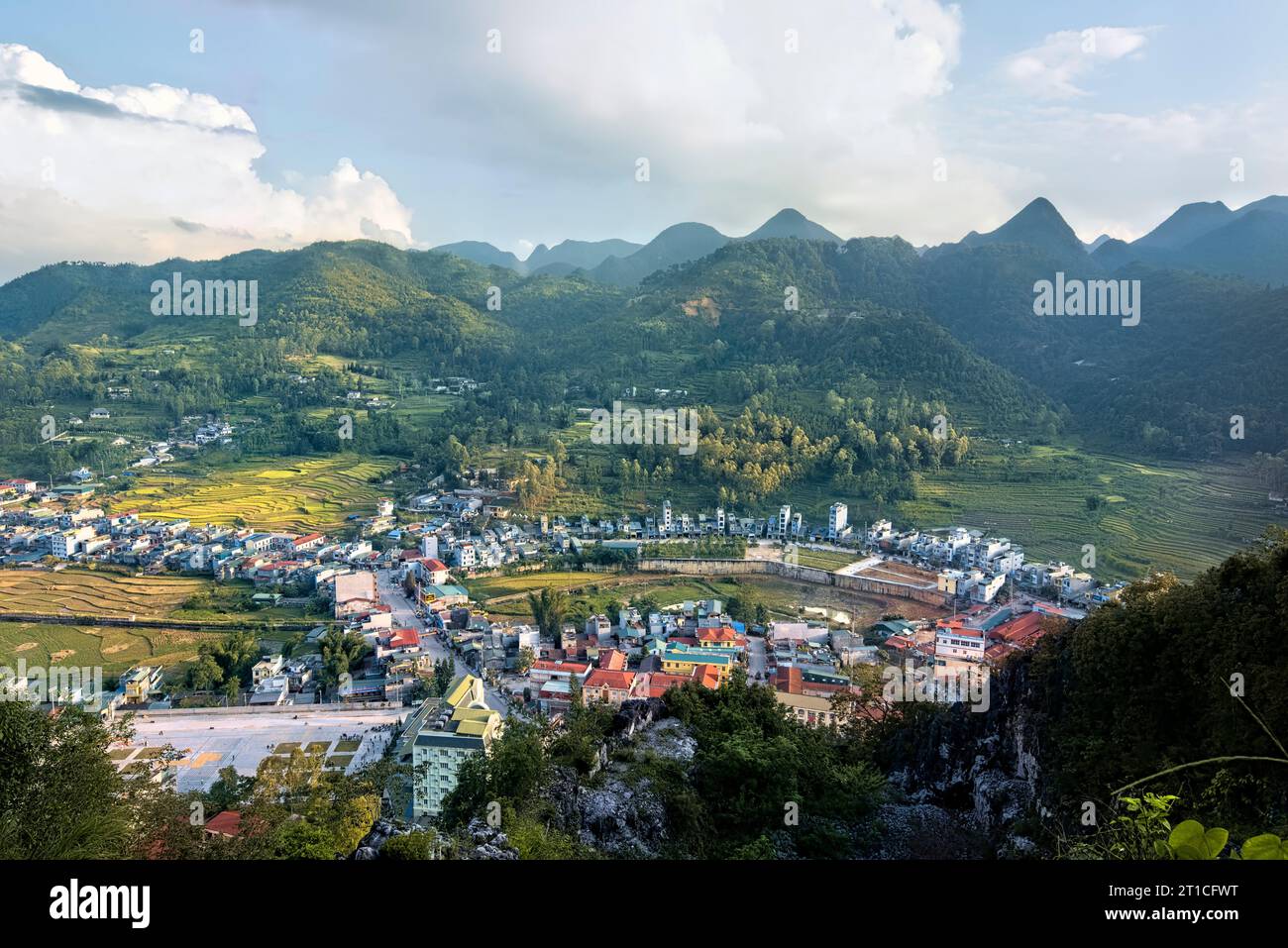View of Dong Van town and Karst Plateau UNESCO Global Geopark, Dong Van ...