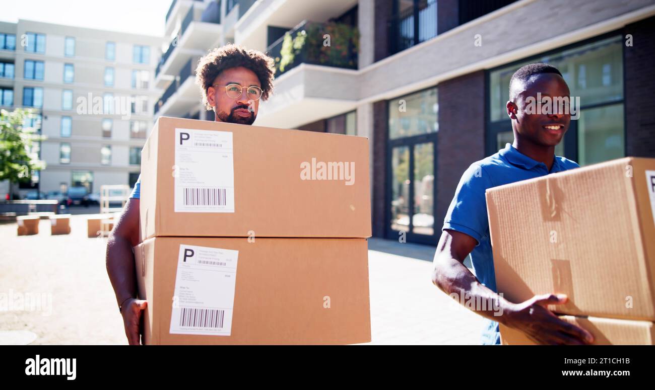 Unloading van with boxes hi-res stock photography and images - Alamy