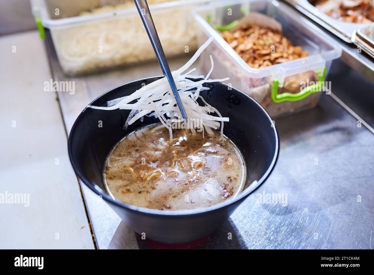 The process of making Japanese traditional soup ramen Stock Photo - Alamy