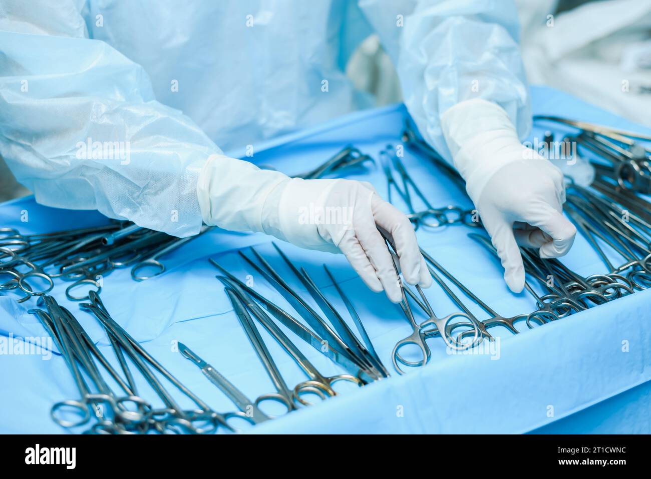 Female surgeons in medical uniform hi-res stock photography and images ...