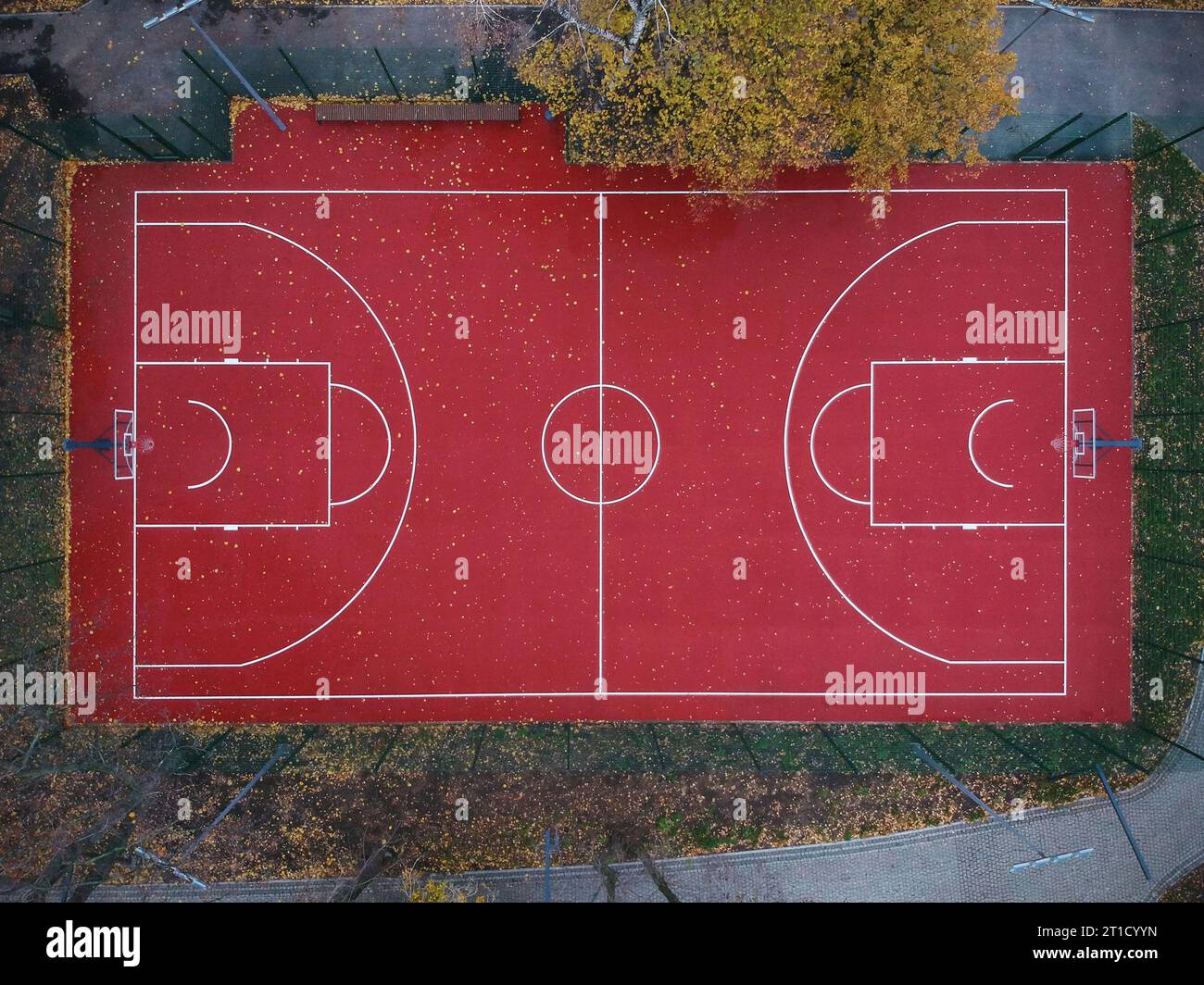 Aerial top view of the deserted basketball court Stock Photo - Alamy