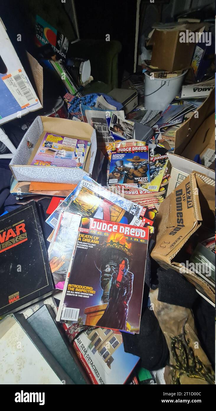 Vintage comic books SOUTH YORKSHIRE, ENGLAND UNBELIEVABLE IMAGES show a ...