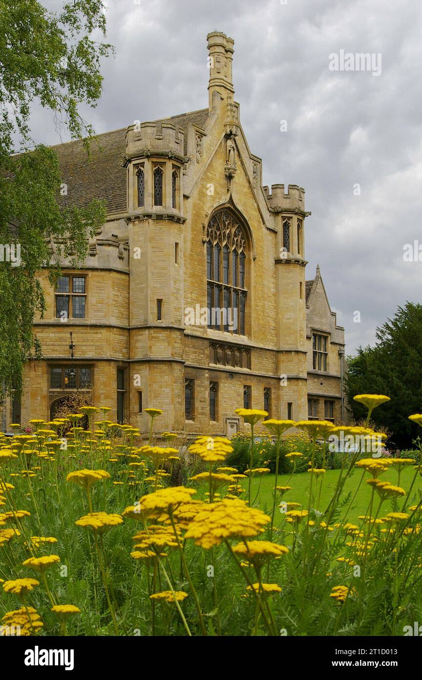 Oundle school hi-res stock photography and images - Alamy