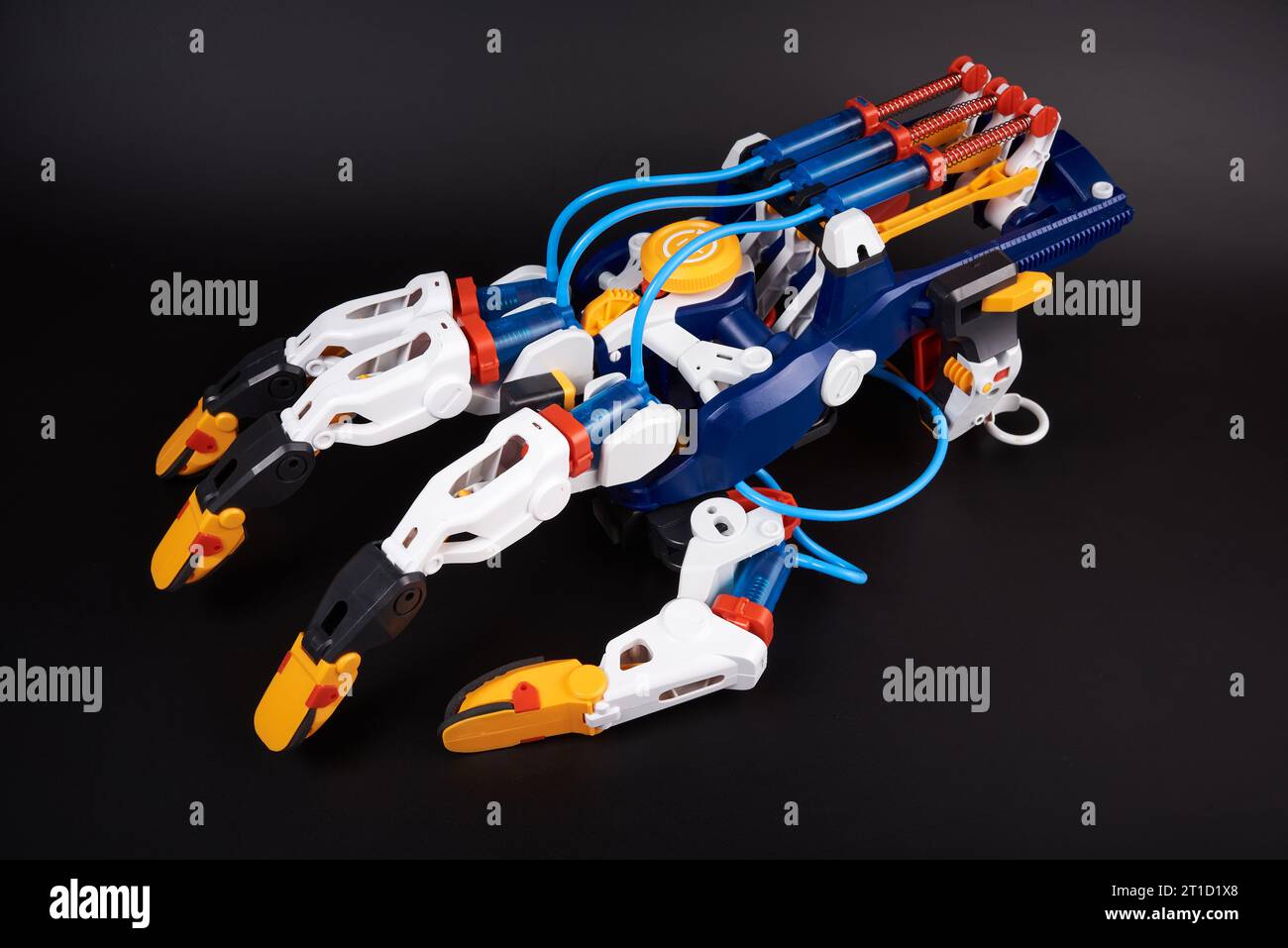 plastic toy robot arm with hydraulic finger movement mechanism ...