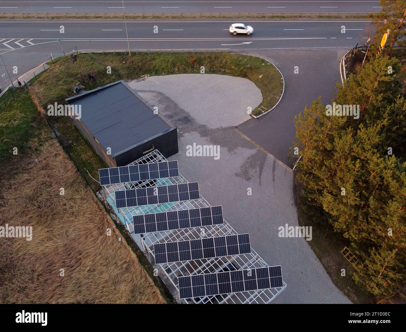 Fastned charging hi-res stock photography and images - Alamy