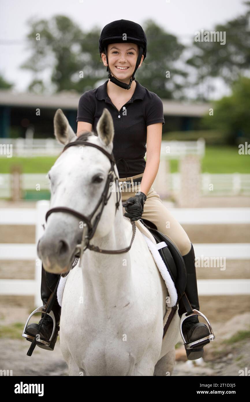 Toothy animals hi-res stock photography and images - Alamy