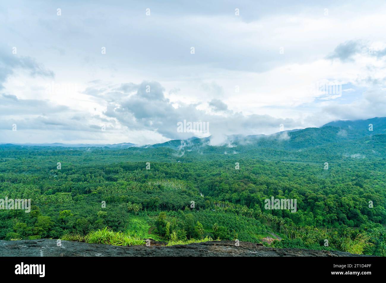 Ohm mountains hi-res stock photography and images - Alamy