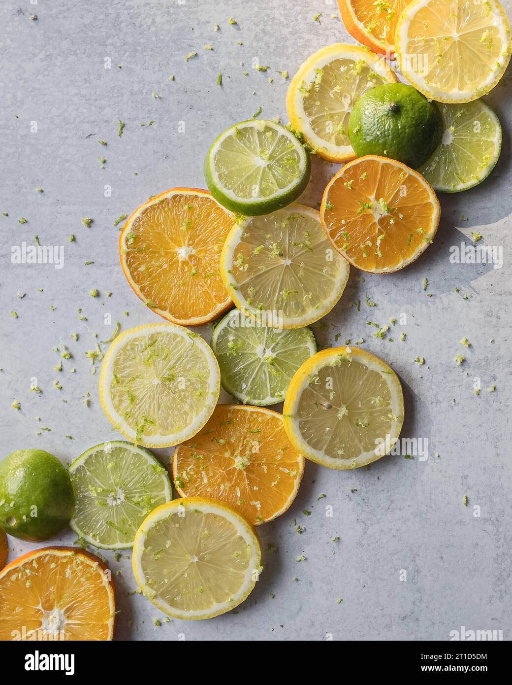 Fresh limes lemons slices hi-res stock photography and images - Alamy