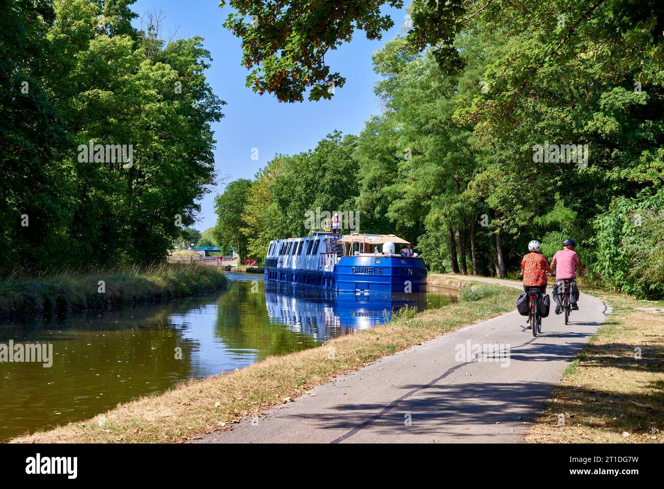 Specialized cruises hi-res stock photography and images - Alamy